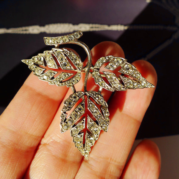 ART DECO SILVER PASTE SCP ENGLAND MARKED LEAF BROOCH - SHECH